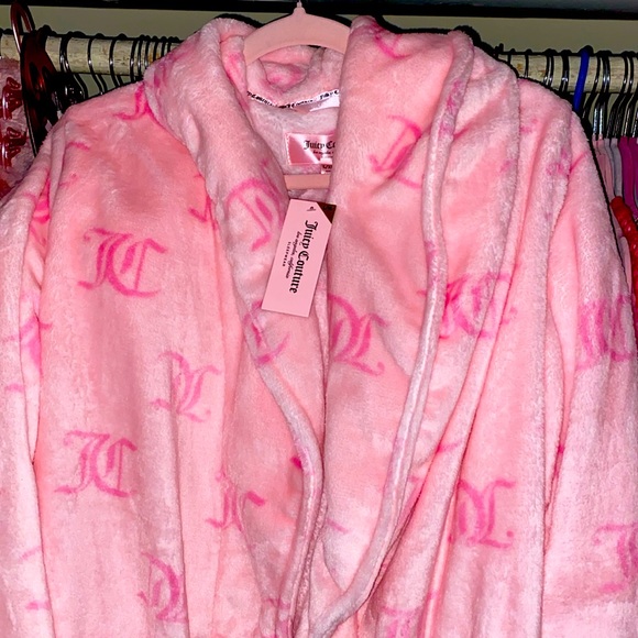 Juicy Couture | Intimates & Sleepwear | Juicy Couture Pink Jc Logo ...